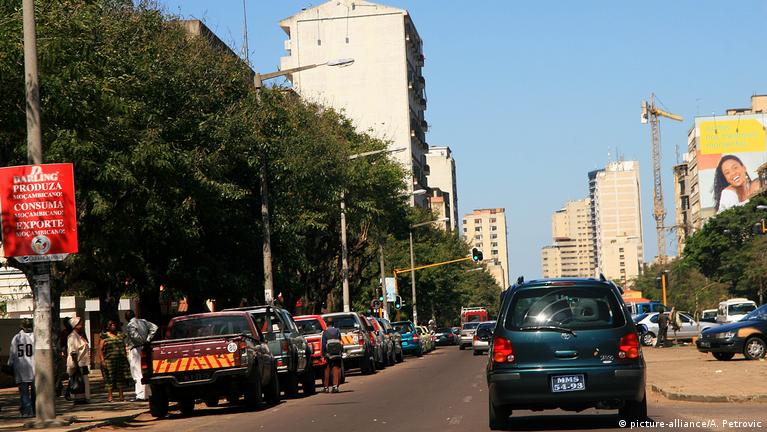 Empresário moçambicano novamente raptado no centro de Maputo – DW – 22 ...