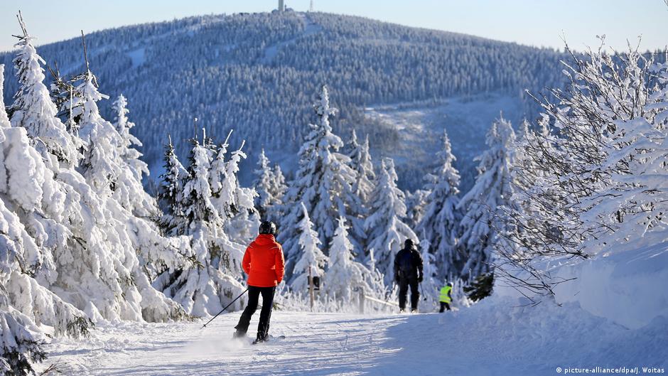 Winter In Germany Heavy Snowstorm Pounds Germany, Upends Travel | AP