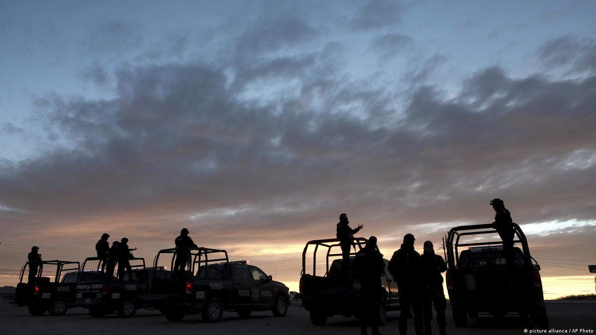 Mexico posts record-breaking homicide rate – DW – 01/21/2018