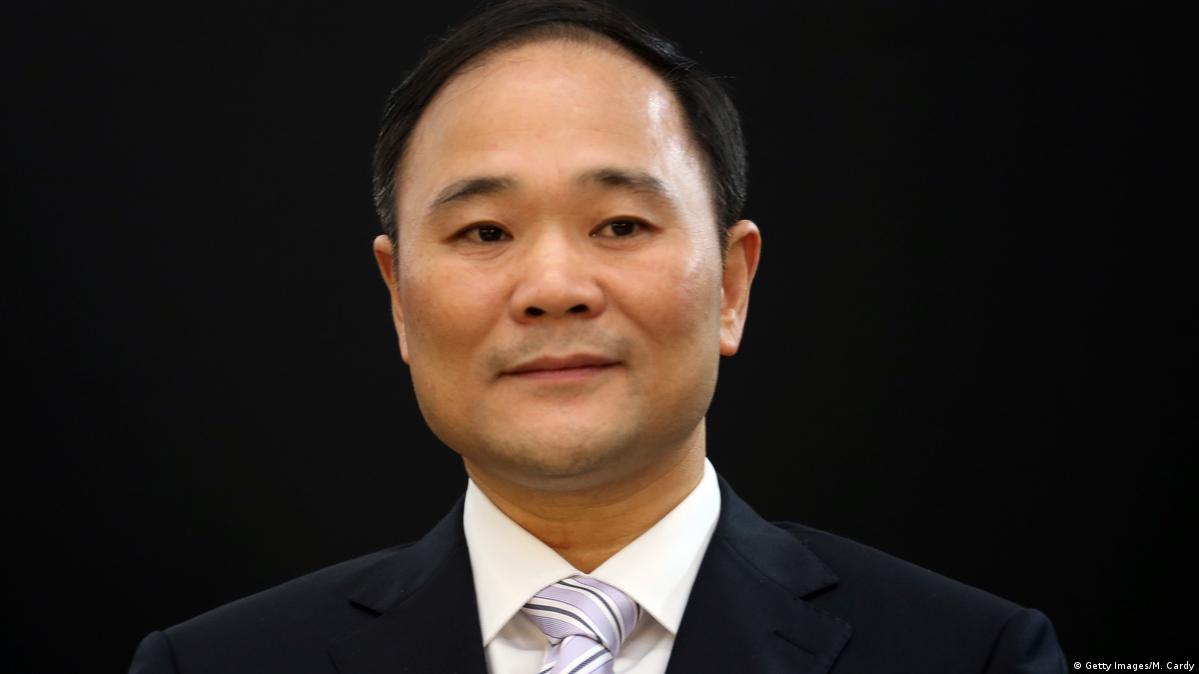 Daimler's Li Shufu: From scrapped cars to e-mobility leader – DW – 02 ...