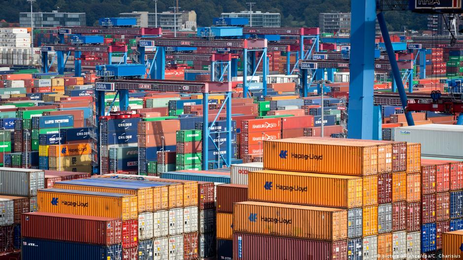 German exports unexpectedly rose in March – DW – 05/10/2019
