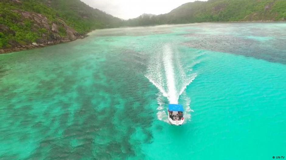 Seychelles: Saving the coral reefs – DW – 02/23/2018