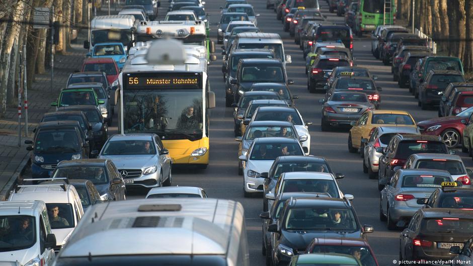 Driving bans in cities – DW – 02/26/2018