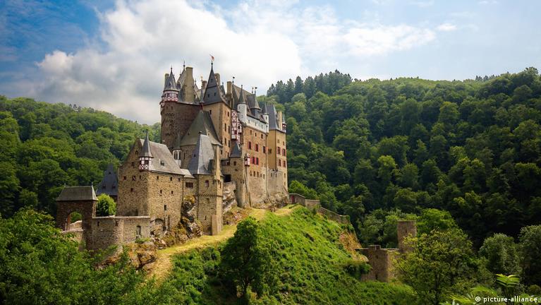 Germany's 10 most eye-catching castles – DW – 12/19/2018