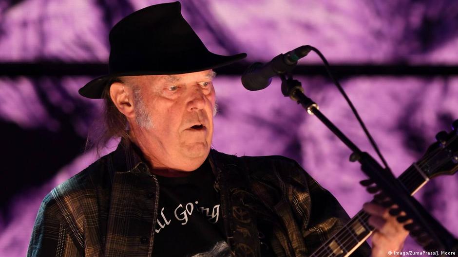 Neil Young to stream unreleased recordings – DW – 03/16/2018