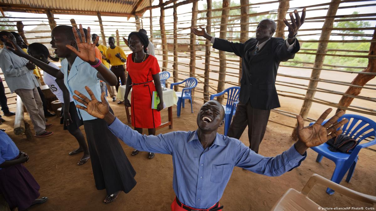 Africa's self-styled prophets lure millions with 'miracles' – DW – 03 ...