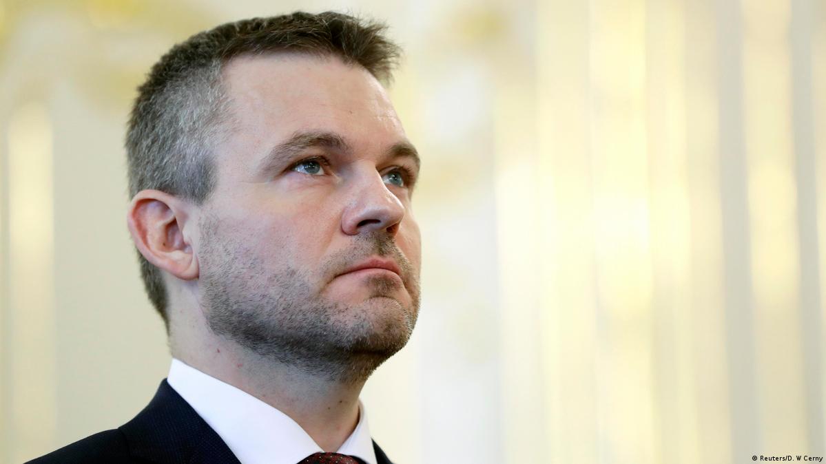 New Slovak government wins confidence vote – DW – 03/27/2018
