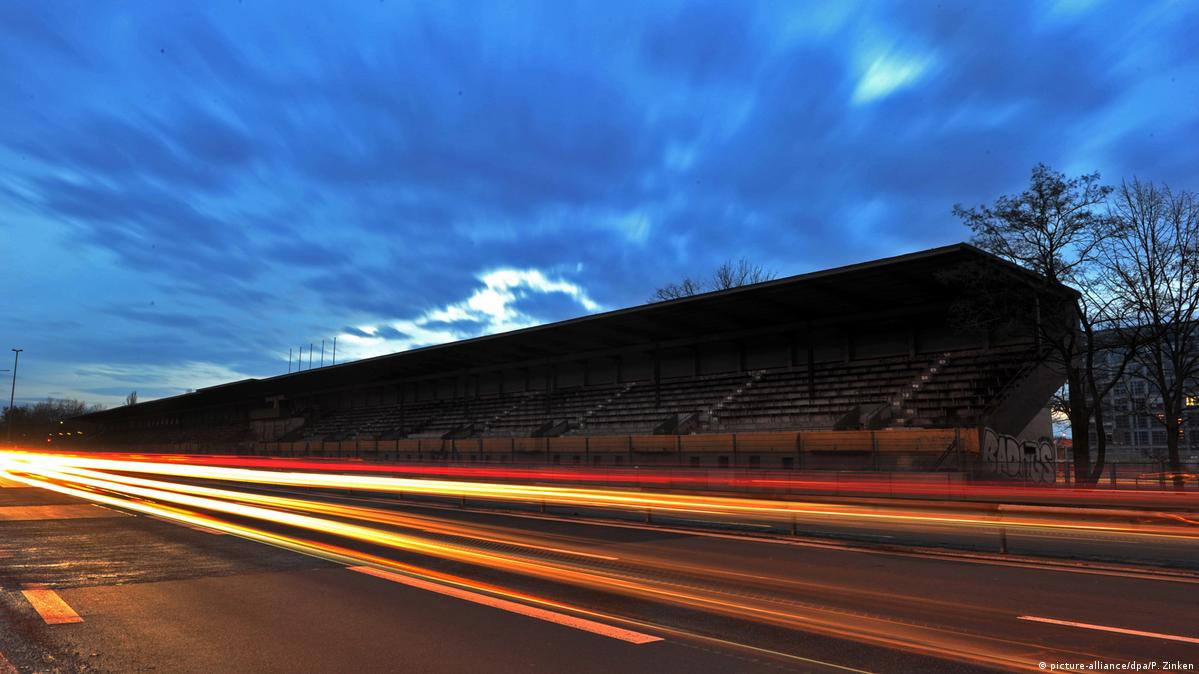 A celebrated racetrack makes a comeback in Berlin