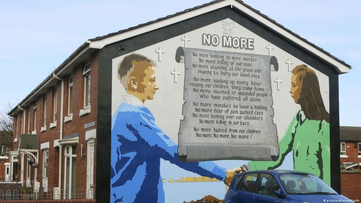 20 years on, Northern Ireland marks peace deal – DW – 04/10/2018