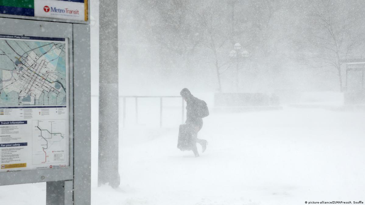 10 photos to keep you cool in the searing heat – DW – 08/07/2018