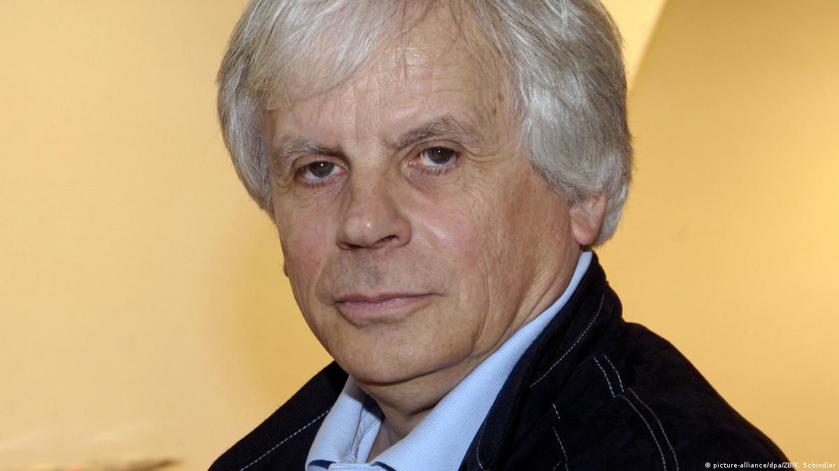 Pascal Mercier, author of 'Night Train to Lisbon,' dies – DW – 07/04/2023