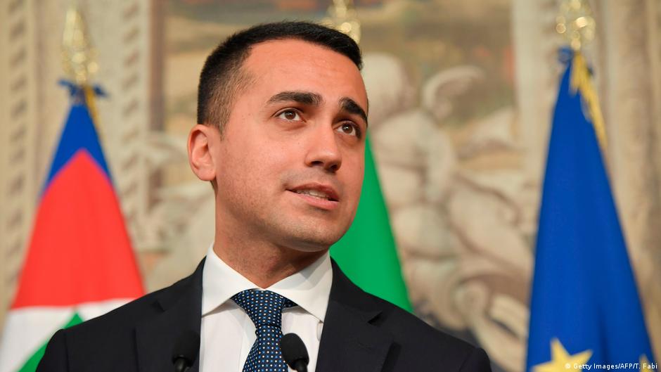 Italy's Di Maio lashes out at newspapers – DW – 09/16/2018