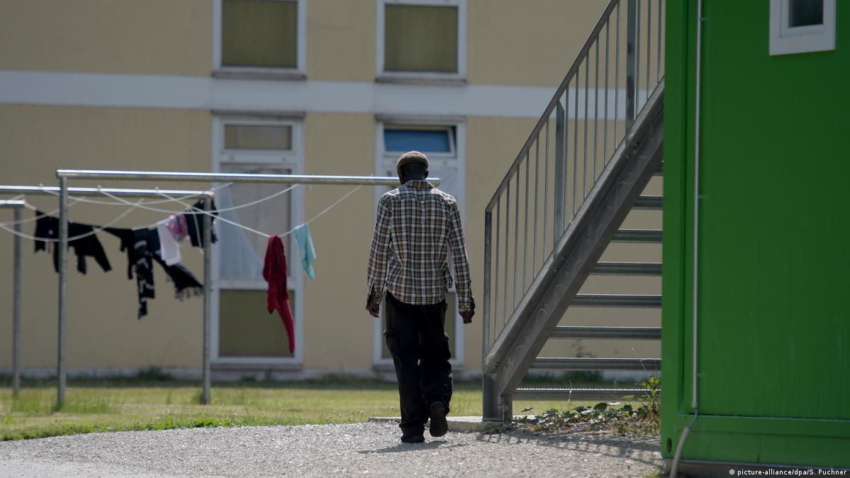 Germany's asylum system in numbers – DW – 06/01/2018