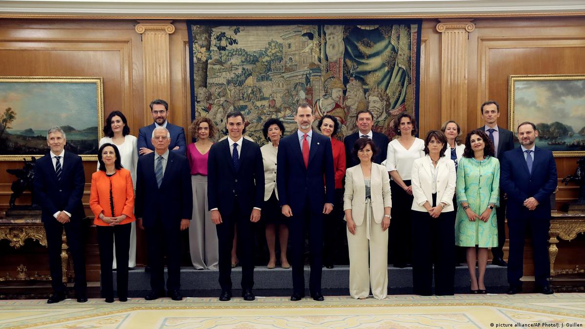 Spanish Prime Minister Pedro Sanchez unveils pro-EU Cabinet – DW – 06 ...