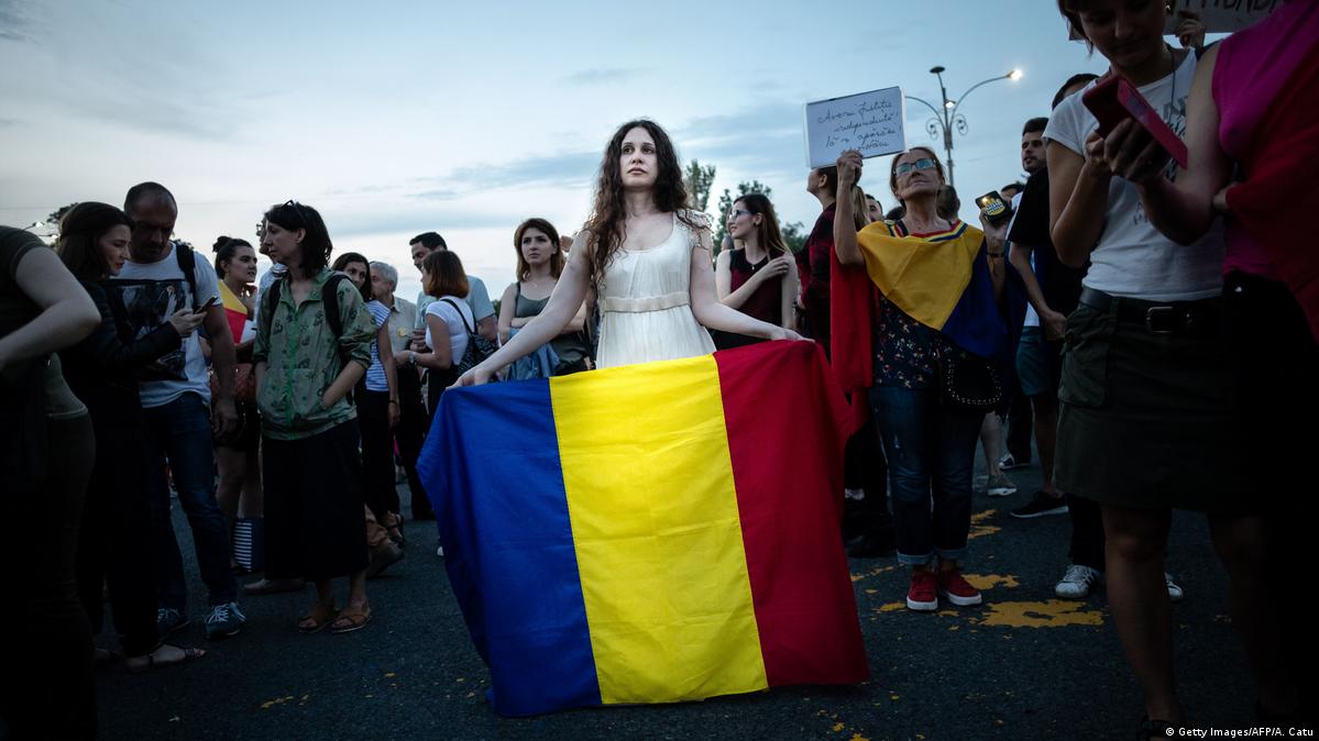 Romania passes bill to weaken corruption rules – DW – 07/04/2018