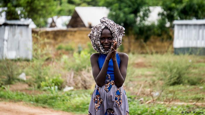 Ethiopia′s Anuak refugees are wary of returning home | Africa | DW | 10 ...