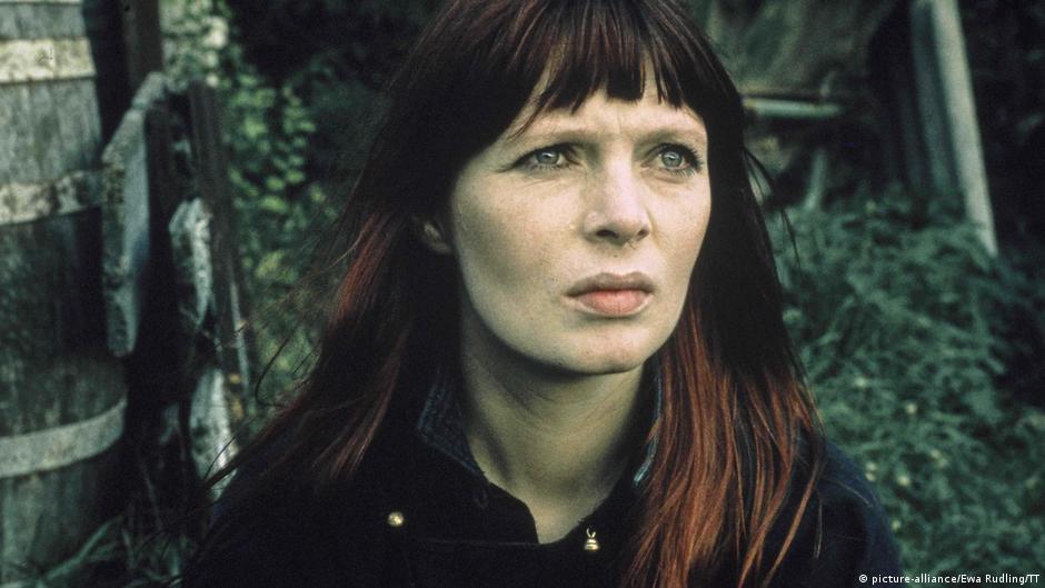 How Nico went from supermodel to ′priestess of darkness′ | Film | DW ...
