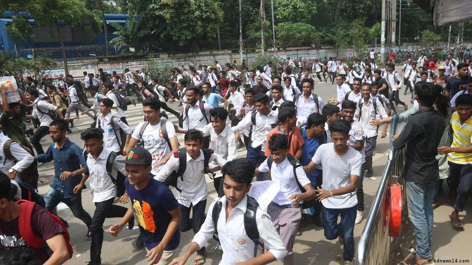 Student deaths spark massive protests in Bangladesh