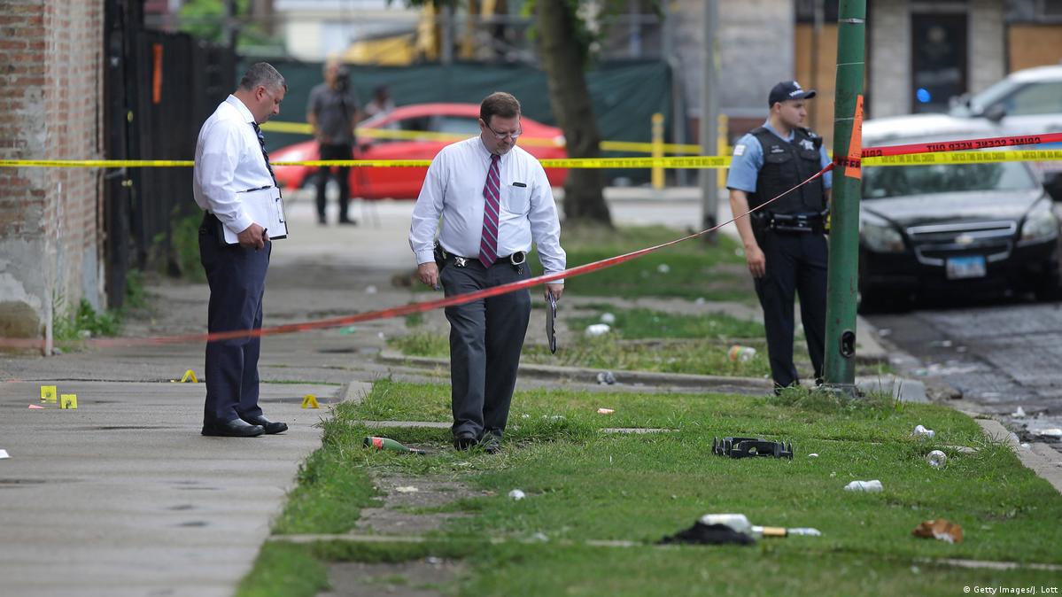 Chicago suffers deadly wave of violence