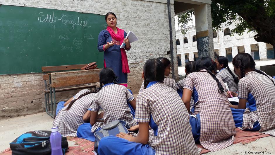 Education a key issue for Delhi's ruling party – DW – 05/13/2019