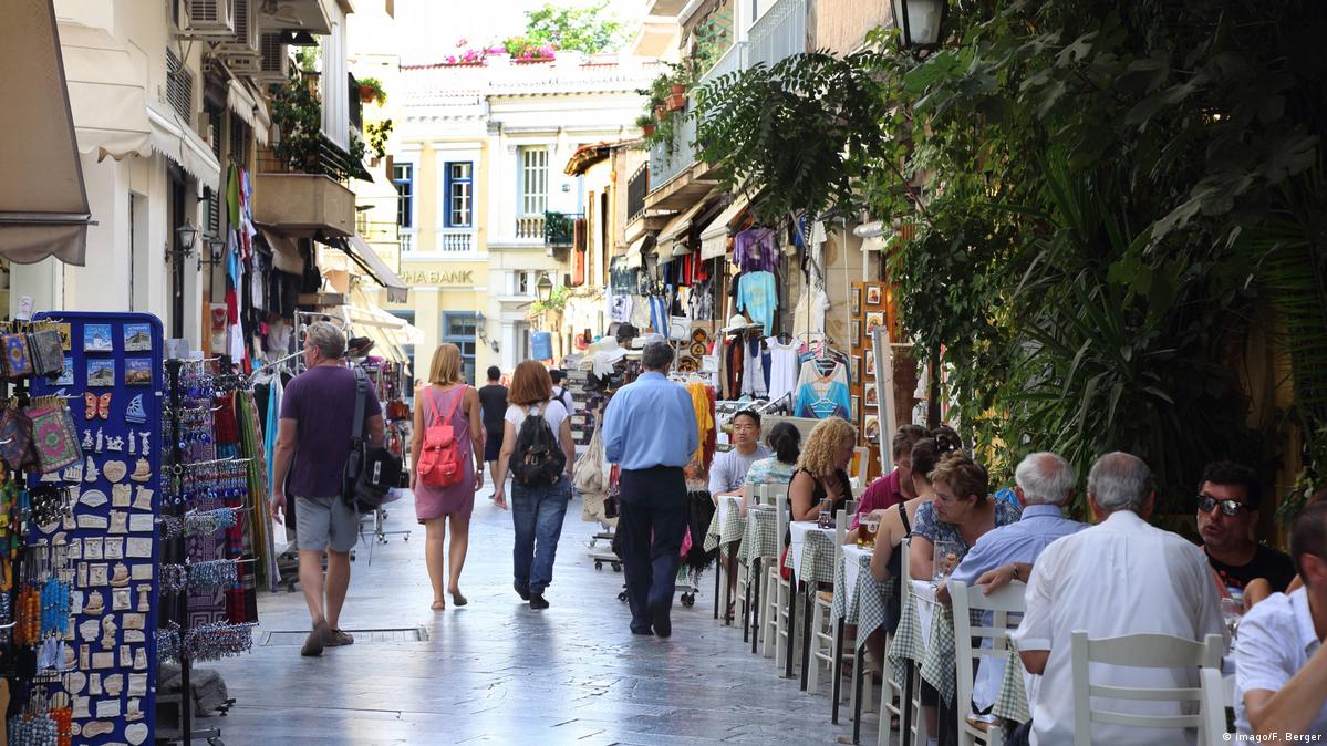 Greece bailout formally ends – DW – 08/20/2018