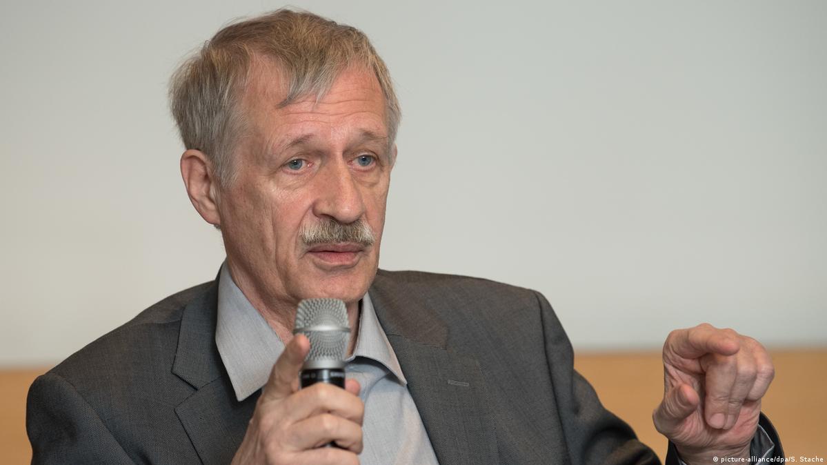 Interview: German Press Council on Gladbeck hostage crisis – DW – 08/16 ...