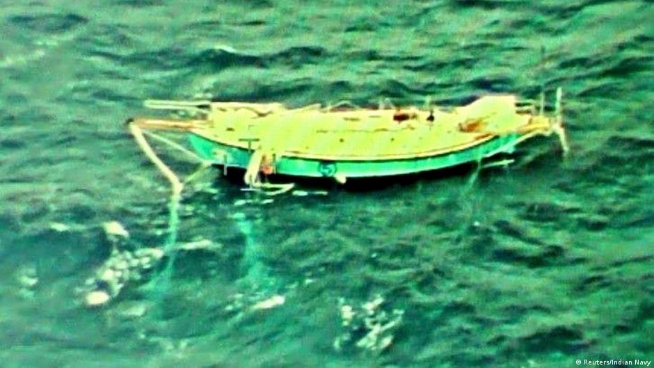 Rescuers reach injured sailor stranded at sea – DW – 09/24/2018