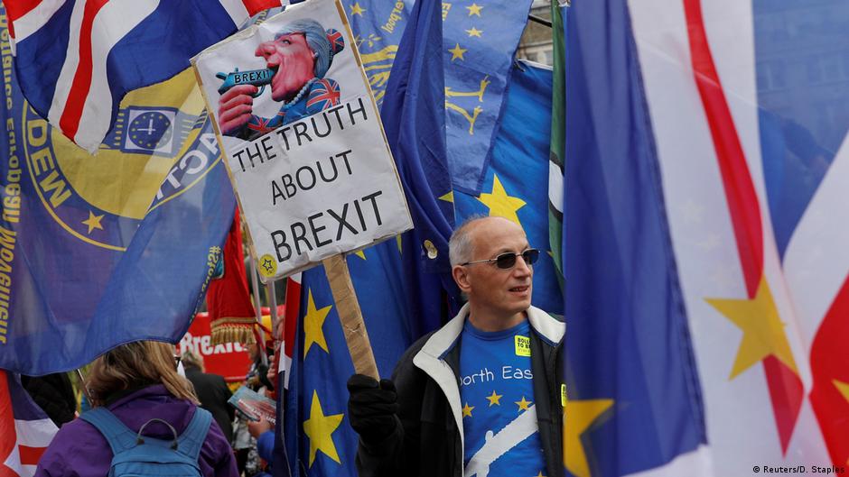 Προς Brexit χωρίς συμφωνία; – DW – 05/10/2018