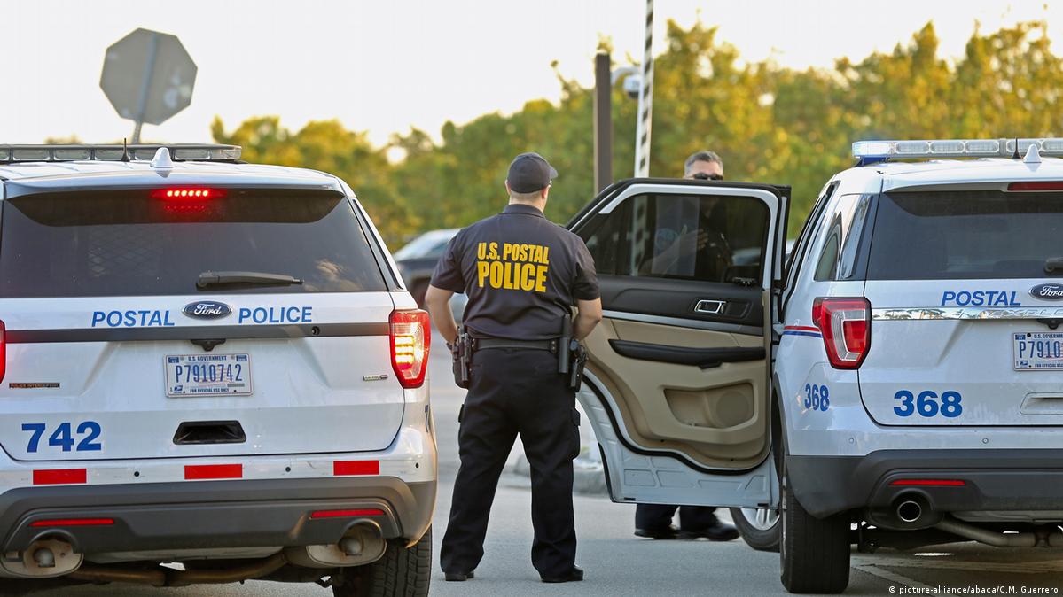 US mail bomb suspect arrested in Florida