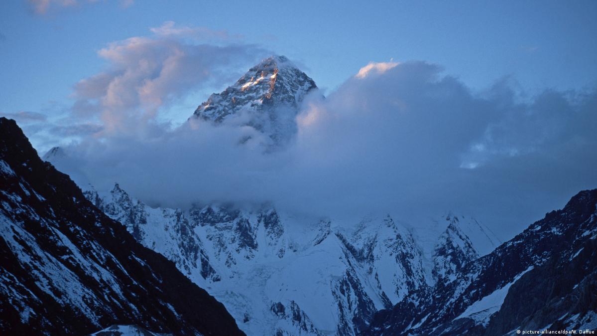 Scottish climber dies in K2 avalanche – DW – 07/26/2021