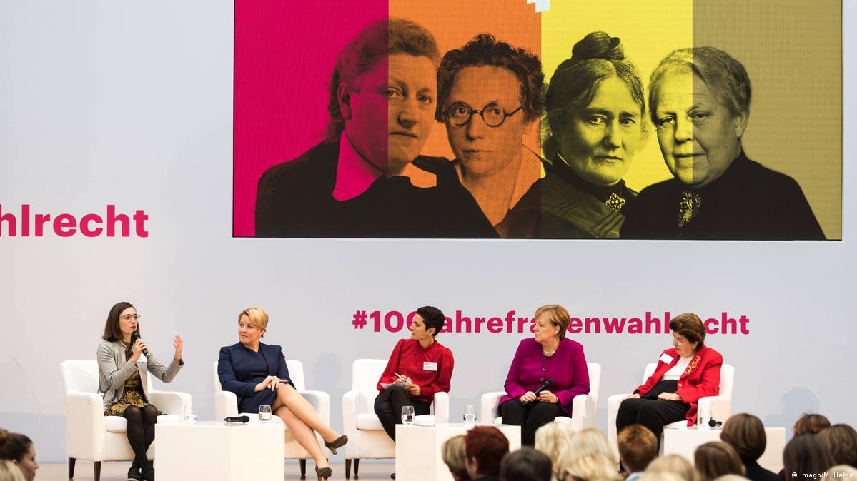 Women's suffrage in Germany: A long road ahead – DW – 11/12/2018