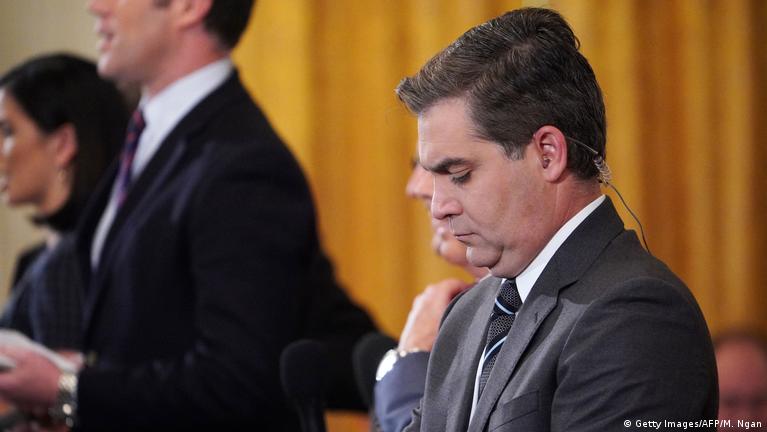 White House restores CNN reporter's credentials – DW – 11/20/2018