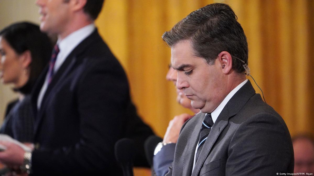 White House restores CNN reporter's credentials – DW – 11/20/2018