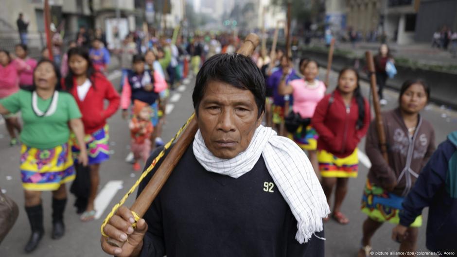 Indígenas Reclaman Sus Derechos En Colombia Dw 09 04 2019