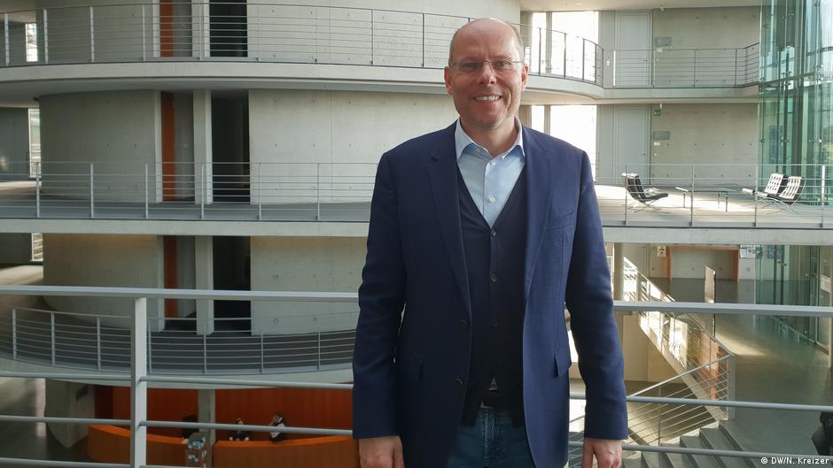 Germany's trans-Atlantic coordinator: We can build a 'new West' – DW ...