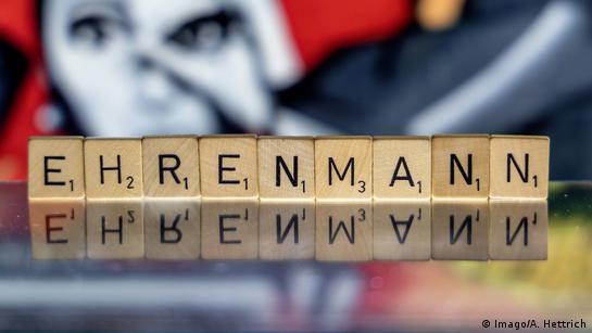 Jugendwort des Jahres: "Ehrenmann/Ehrenfrau" – DW – 16.11.2018