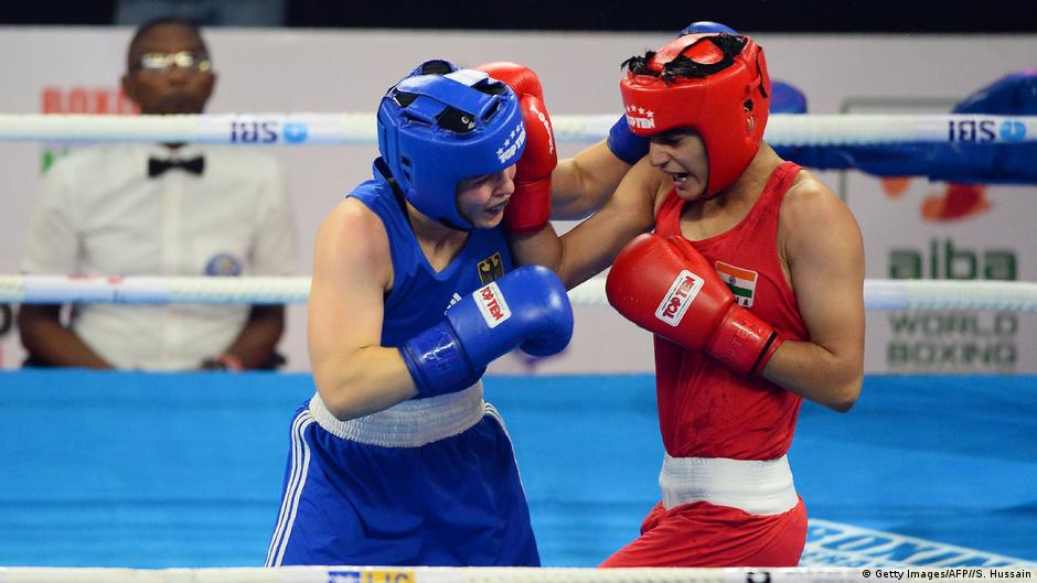 German woman boxer strikes gold – DW – 11/24/2018