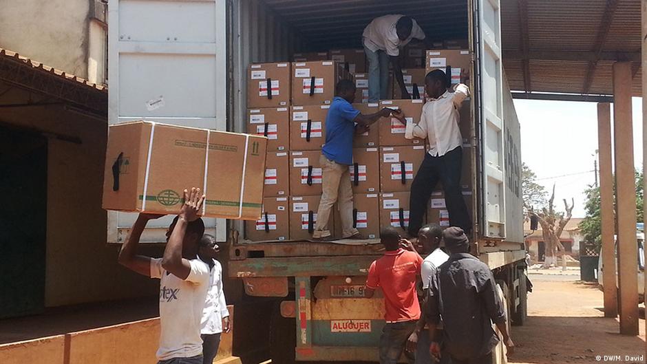 Moçambique: Farmácias públicas sem medicamentos no Niassa – DW – 26/11/2018