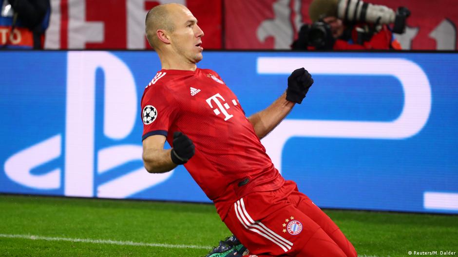 Robben, Lewandowski double up as Bayern qualify – DW – 11/27/2018