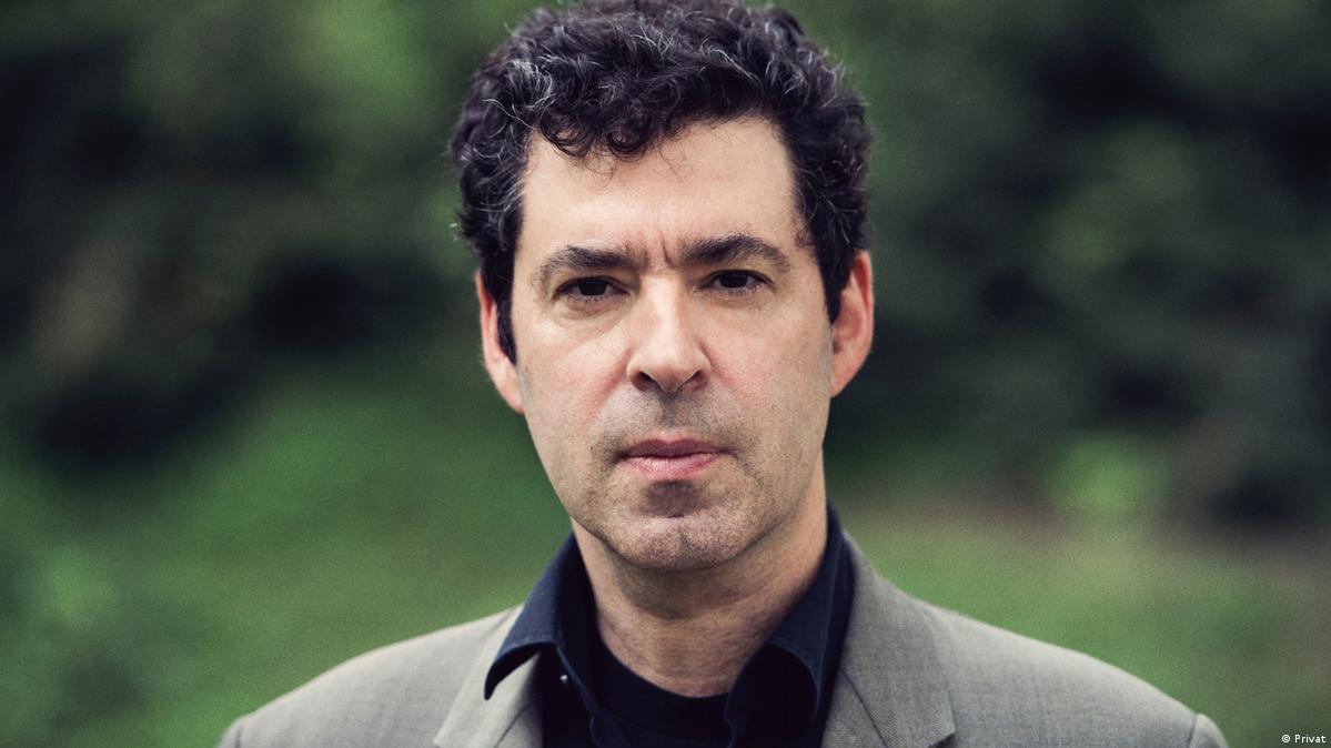 'A scary place': Jason Stanley on leaving Trump's America – DW – 04/04/2025