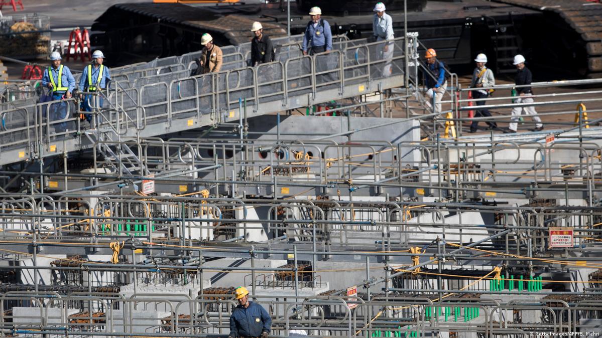 Japan passes law to allow more foreign workers – DW – 12/08/2018