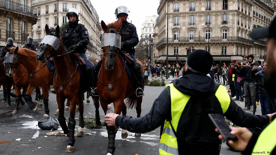 París mantiene medidas de seguridad por riesgo de disturbios – DW – 14 ...