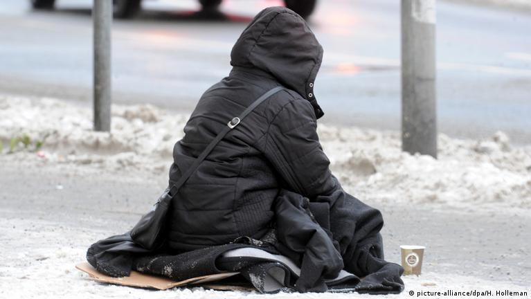 Homeless in the Berlin winter – DW – 12/05/2021