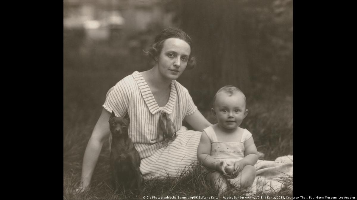 August Sander: Chronicler of everyday life – DW – 12/24/2018