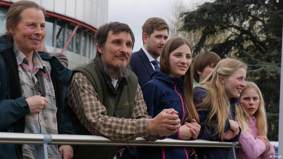 Fragen an Dirk Wunderlich: Warum sollten Ihre Kinder nicht zur Schule ...