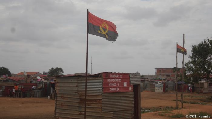 Desalojados no Zango esperam há 10 anos por casas condignas | Angola ...