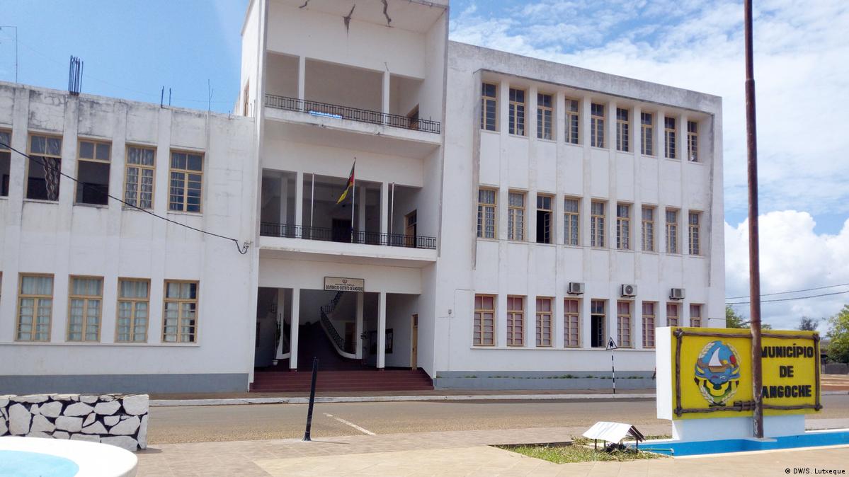 Moçambique: Funcionários do Município de Angoche em greve – DW – 28/11/2019