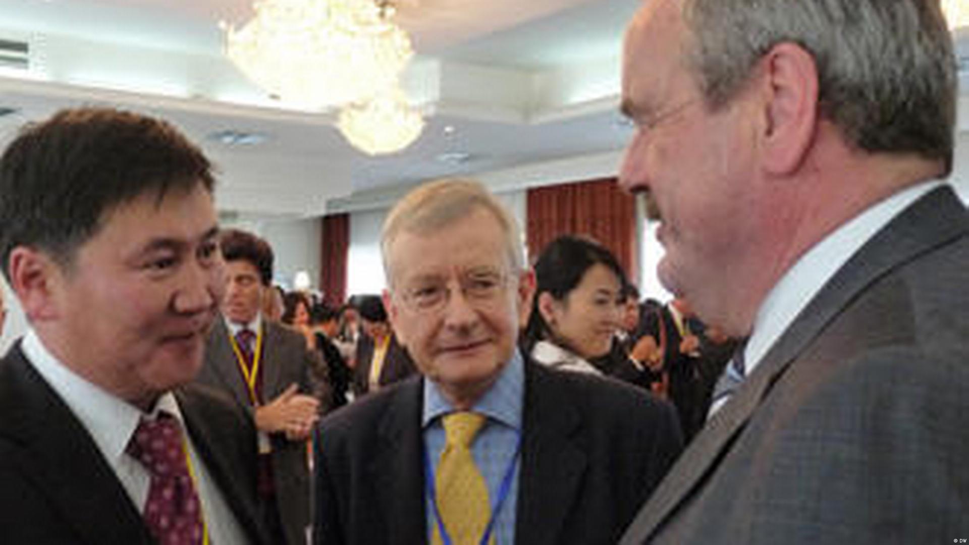 "EINGEMAUERT!" in der Mongolei