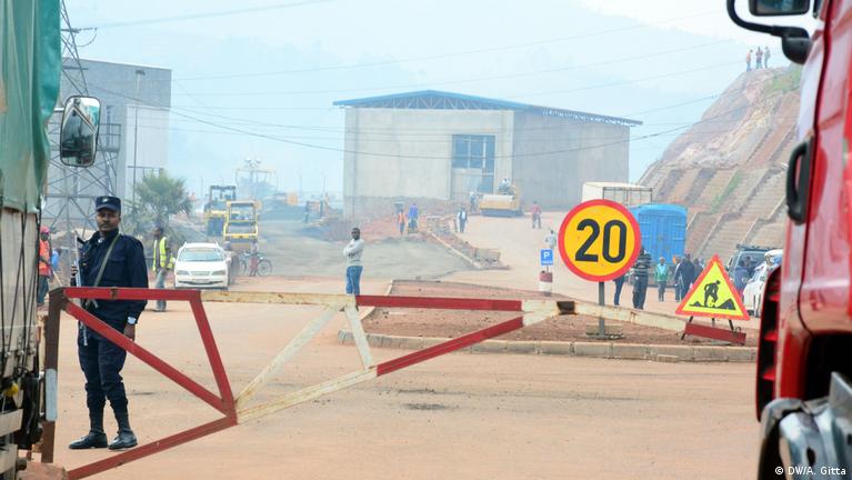 Can Africa take down its borders? – DW – 12/18/2019