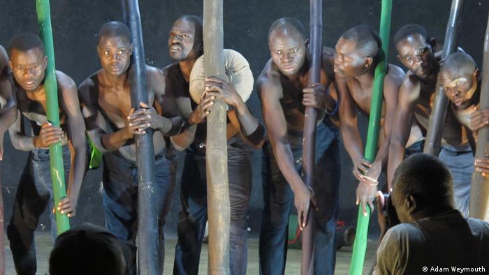 Ex-cons for conservation: Can prison actors save Malawi′s national tree ...